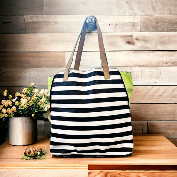 DSW | Bags | Dsw Expandable Striped Tote Bag In Black White Non Green ...